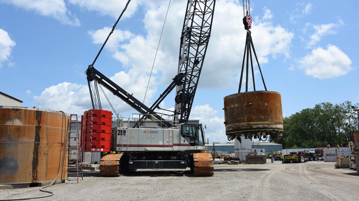 298 Series 2 Supports Tunnel Boring Machine in Michigan - Link-Belt Cranes